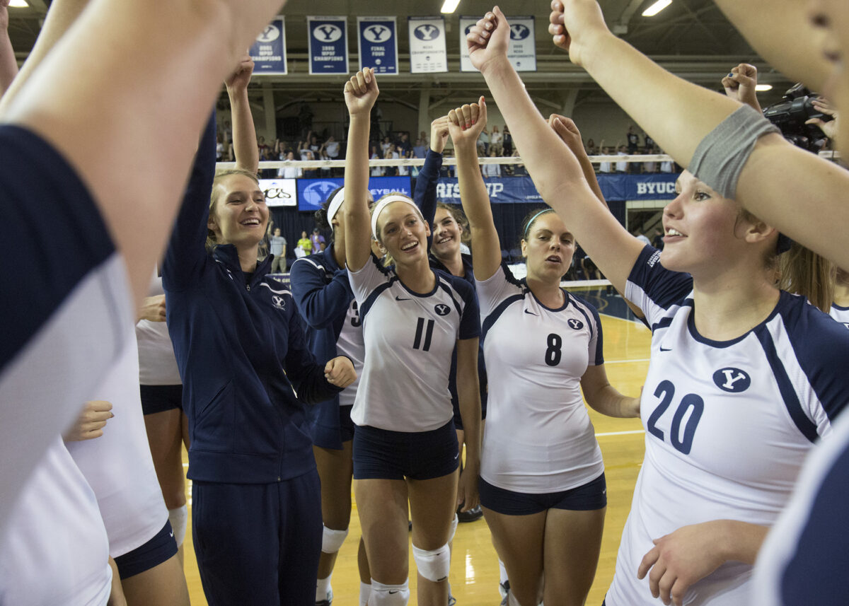 BYU volleyball sweeps past Gonzaga | News, Sports, Jobs - Daily Herald